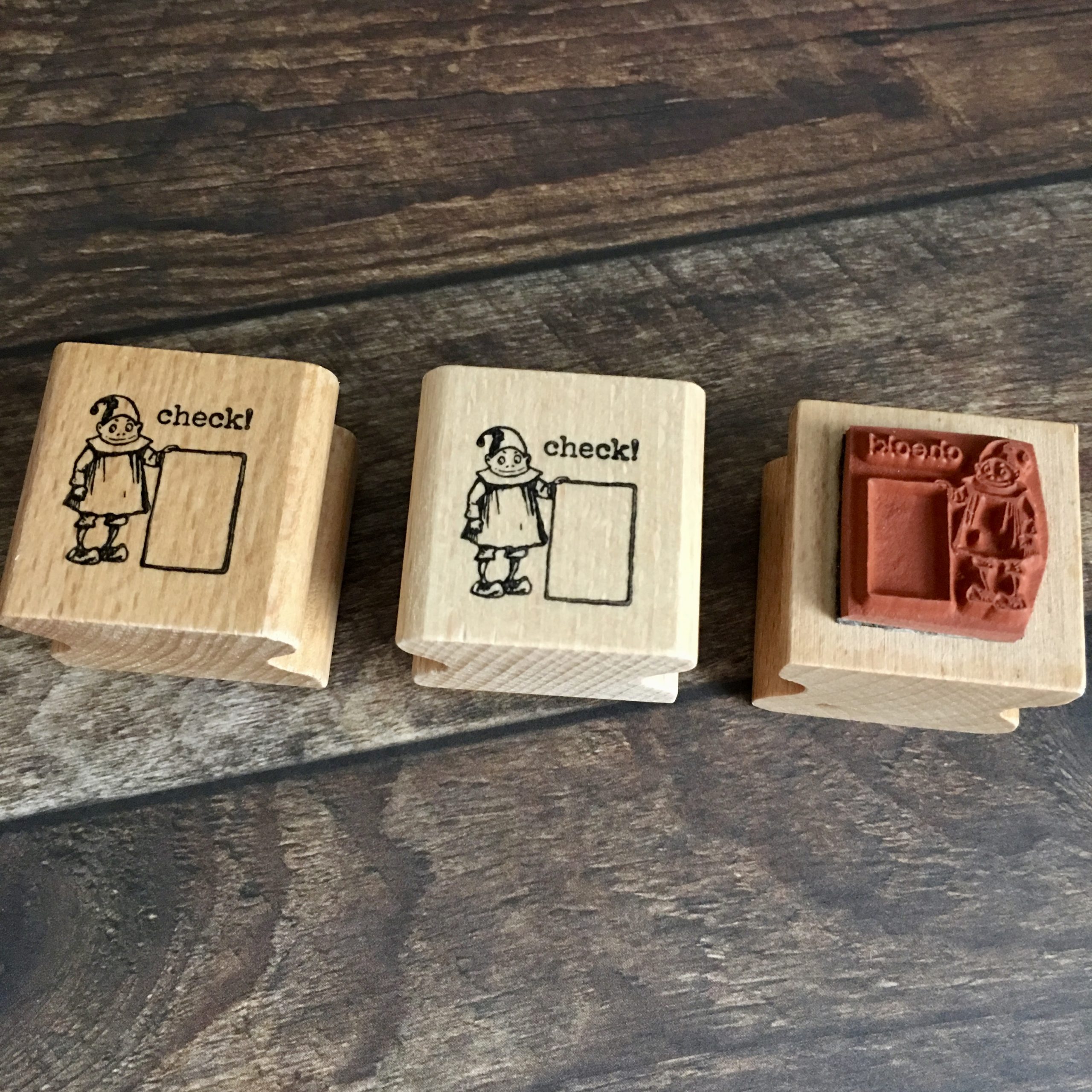 Small planner stamp Brownie check! (160109H) – wood mounted – MAKIstamps